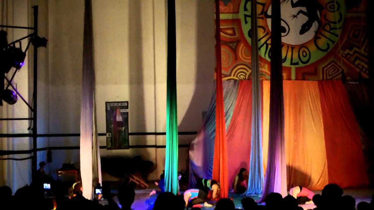 Telistas del Circulo Circo - YouTube