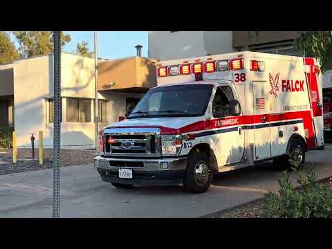Falck San Diego Medic 38 responding to a L2 Medical Aid - YouTube