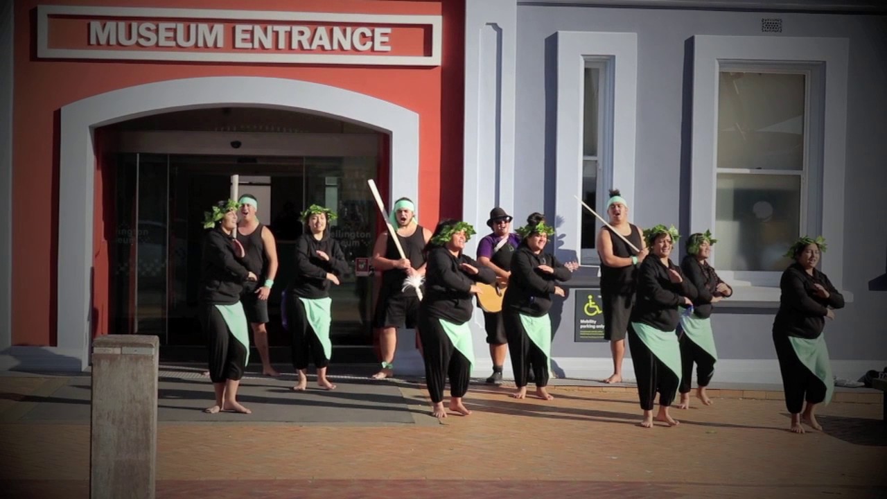 Manu Aute perform at Wellington Museum - YouTube