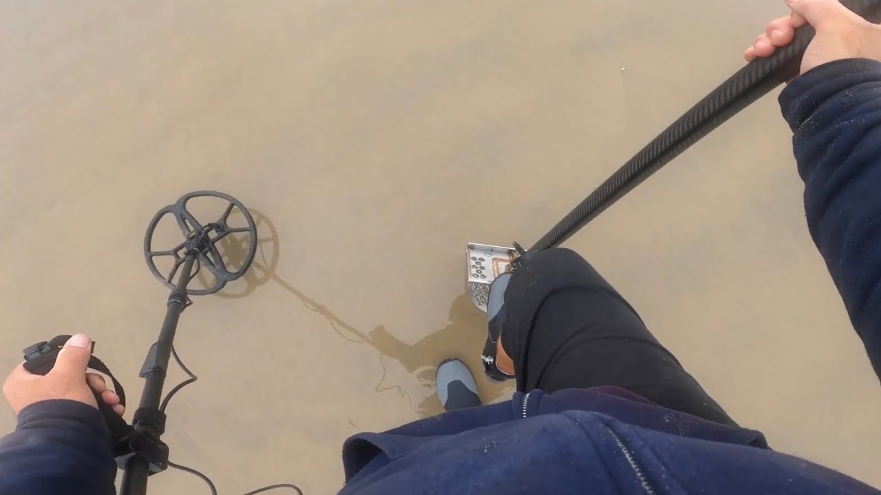 2 Rings, Costume Jewelry, Earrings, Minelab Sovereign GT - YouTube