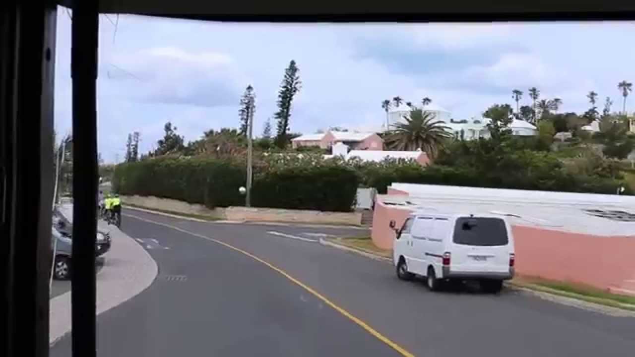 A bus ride in Bermuda - YouTube
