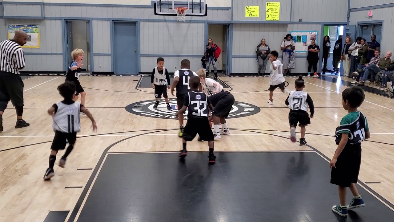 Thomas Basketball game(5) - YouTube