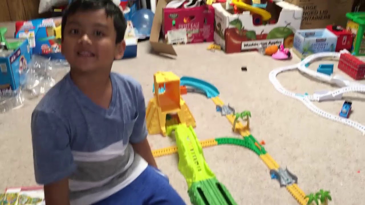 Thomas & Friends TrackMaster Turbo Jungle Set Big World! Big Adventures ...