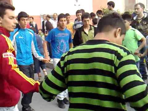 Eftela34 [ Asker Eglencesi ] Dostluk Halayı Bagcılar !!! [ Mahmutbey & Karşıyaka ] 23.05.2010