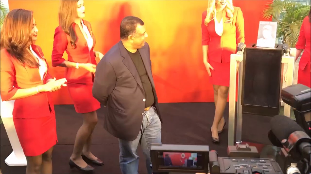 Tan Sri Tony Fernandes Book Launch - YouTube