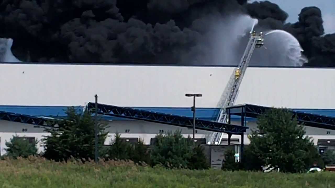 MASSIVE WAREHOUSE FIRE IN DELANCO NJ - YouTube