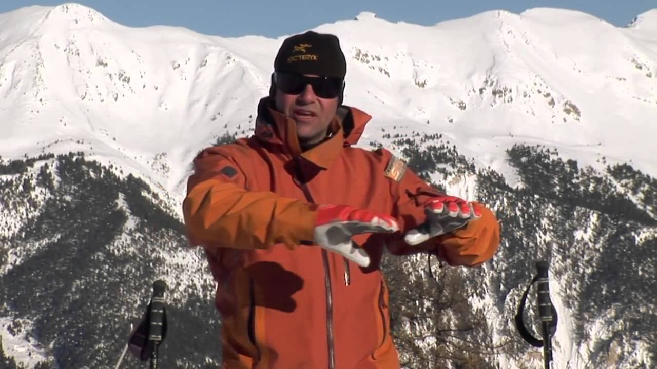 Beginner Ski Lesson #4 Snow Plough Turns - YouTube