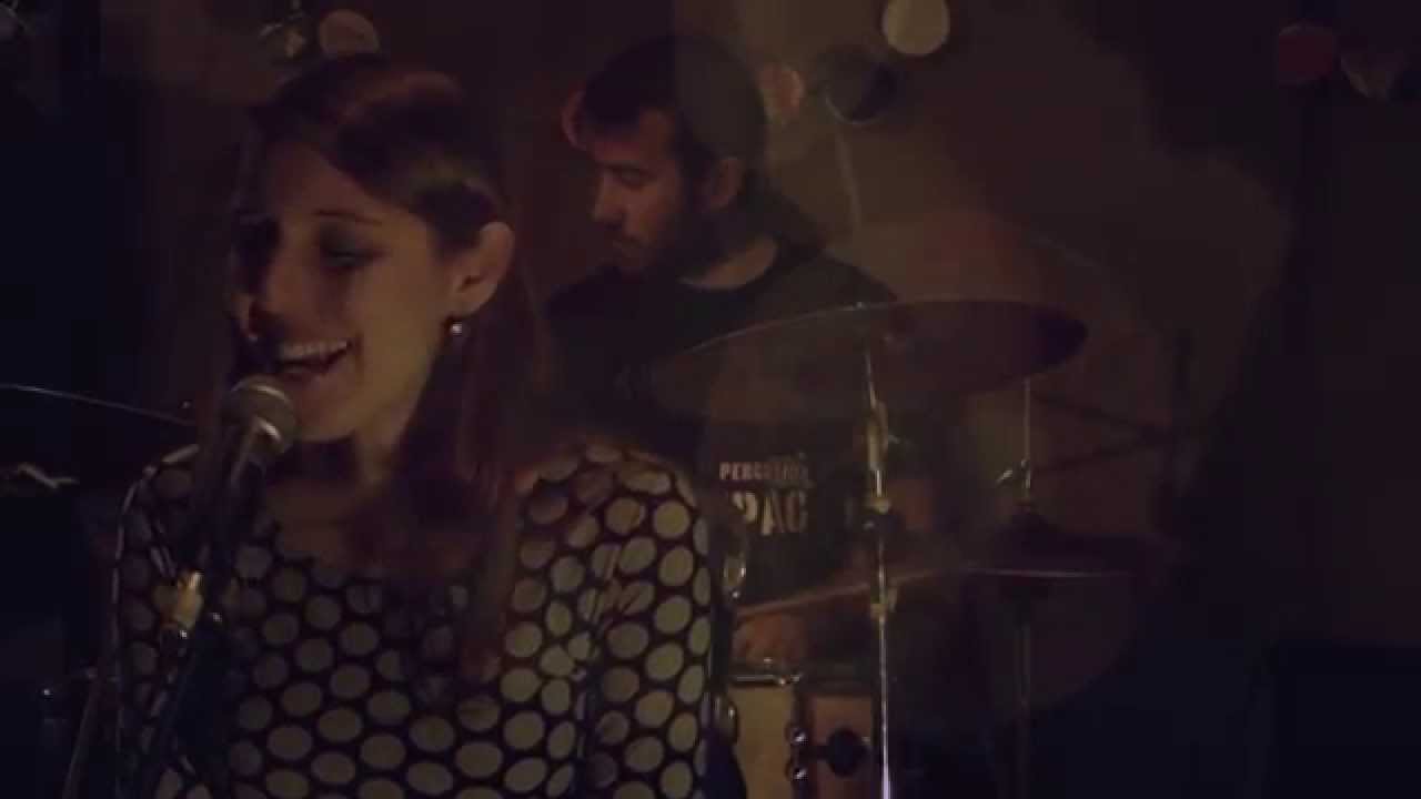 Maite Rodriguez - Apenas - YouTube