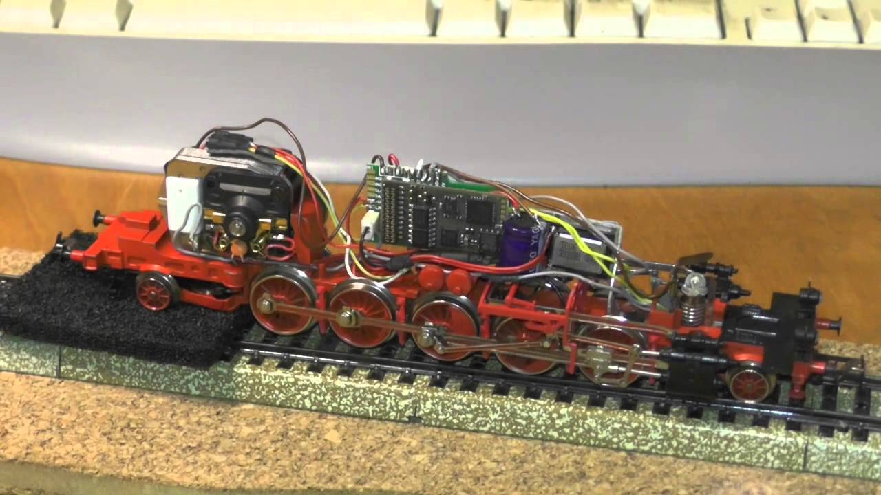 BR 85 007 - "Rollenprüfstand" - YouTube