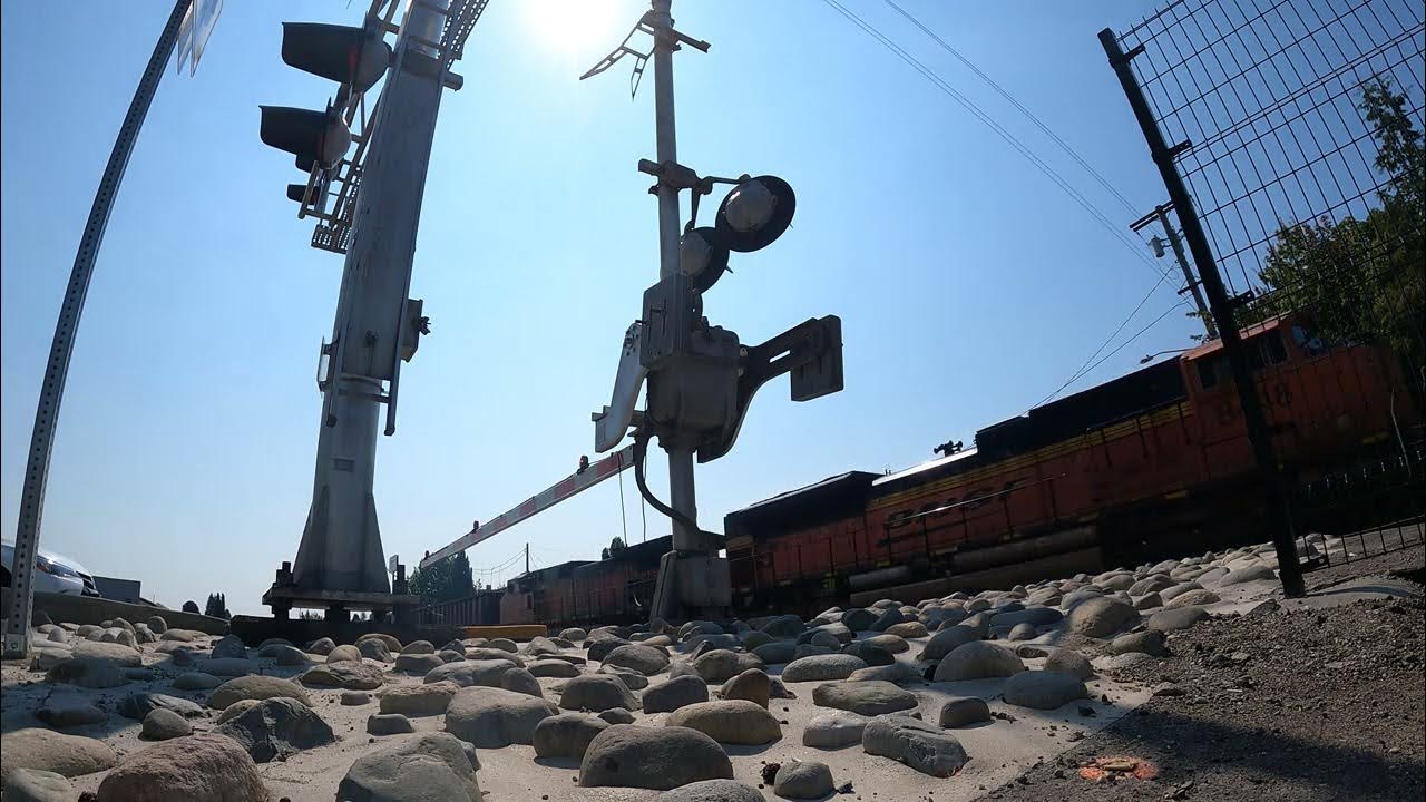 BNSF 8448 Northbound Local In Kent, Washington (08-25-2023) - YouTube