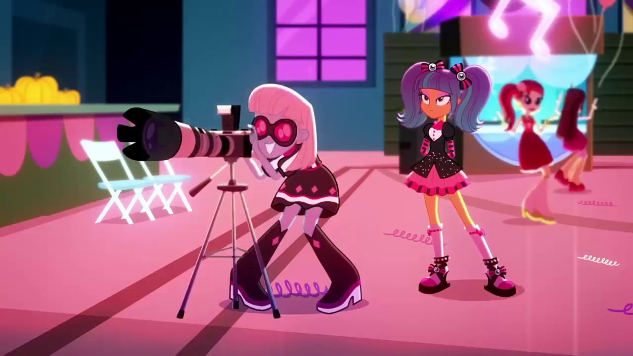 MLP Equestria Girls A Photo Booth Story – Summertime Shorts! HD - YouTube