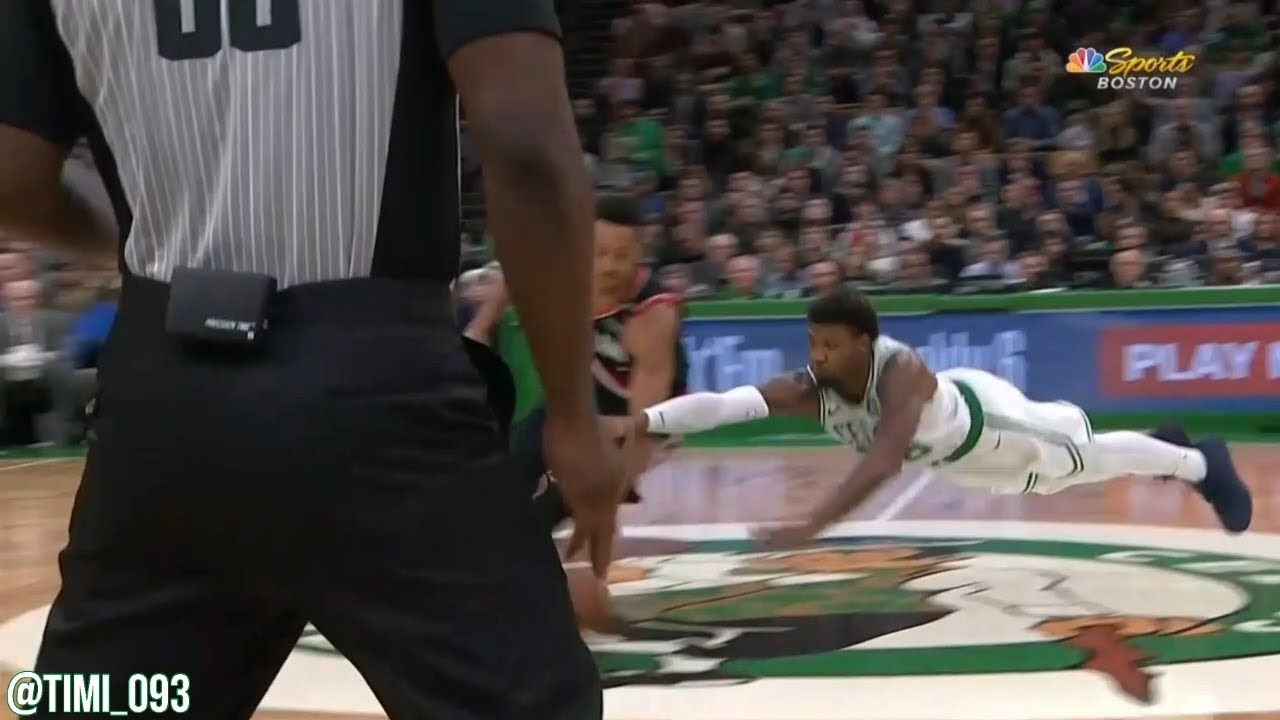 Marcus Smart with a picture perfect defense to force 8-second violation ...