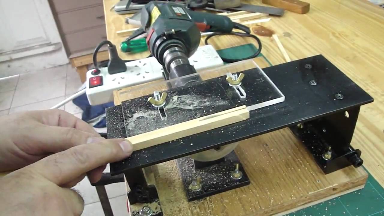 Home-Made Saw - Sierra Casera - YouTube