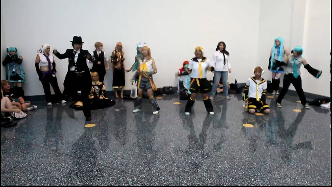 AX2010 vocaloid dance #4 - YouTube