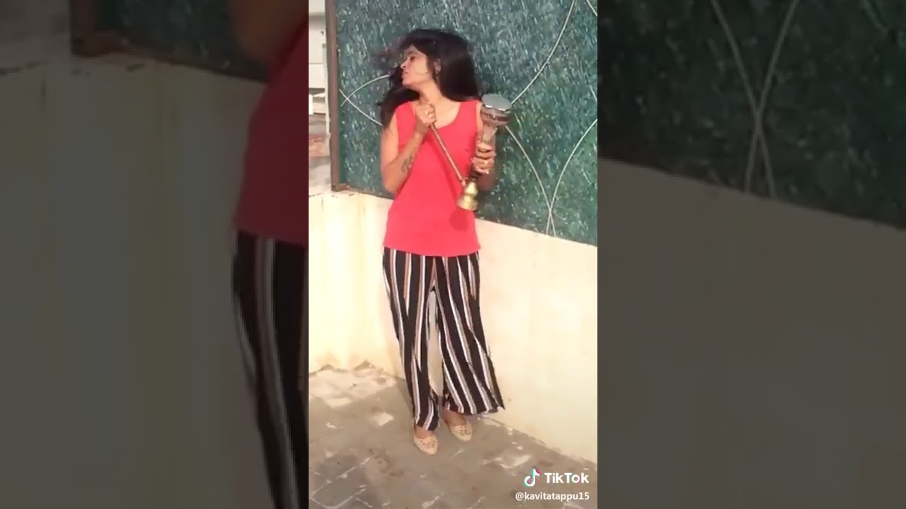 Tik tok girl smoking hookahs - YouTube