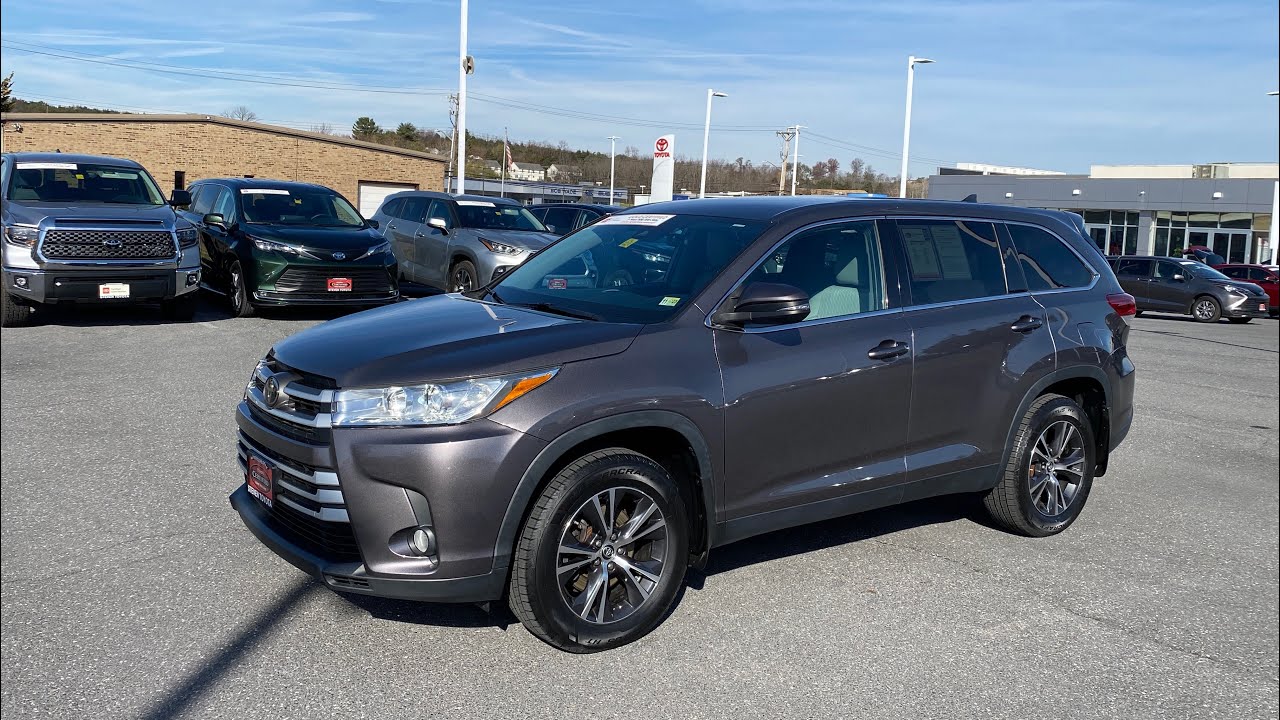 2019 Toyota Highlander LE Plus VIDEO REVIEW | Steven Toyota | 540-434 ...