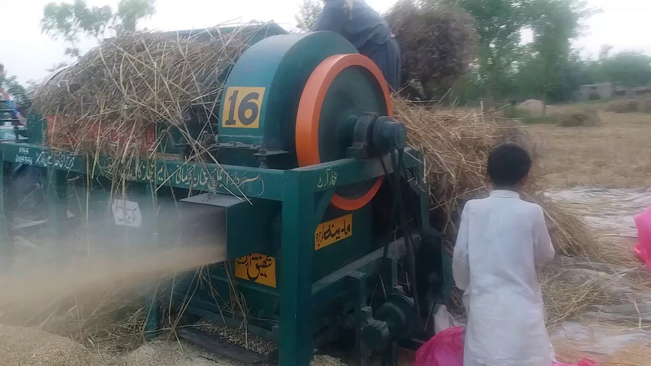 Wheat Thresher Machine Threshing Wheat In Village Of Punjab Pakistan ...
