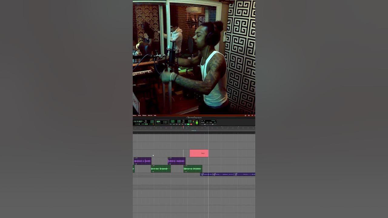 Huncho recording live in the booth at Nexus sound studio in at Youngstown, Ohio #youtubeshorts ...