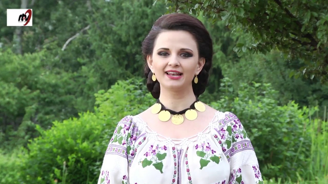 Ruxandra Pitulice - Ma dusei la hora- n sat - YouTube