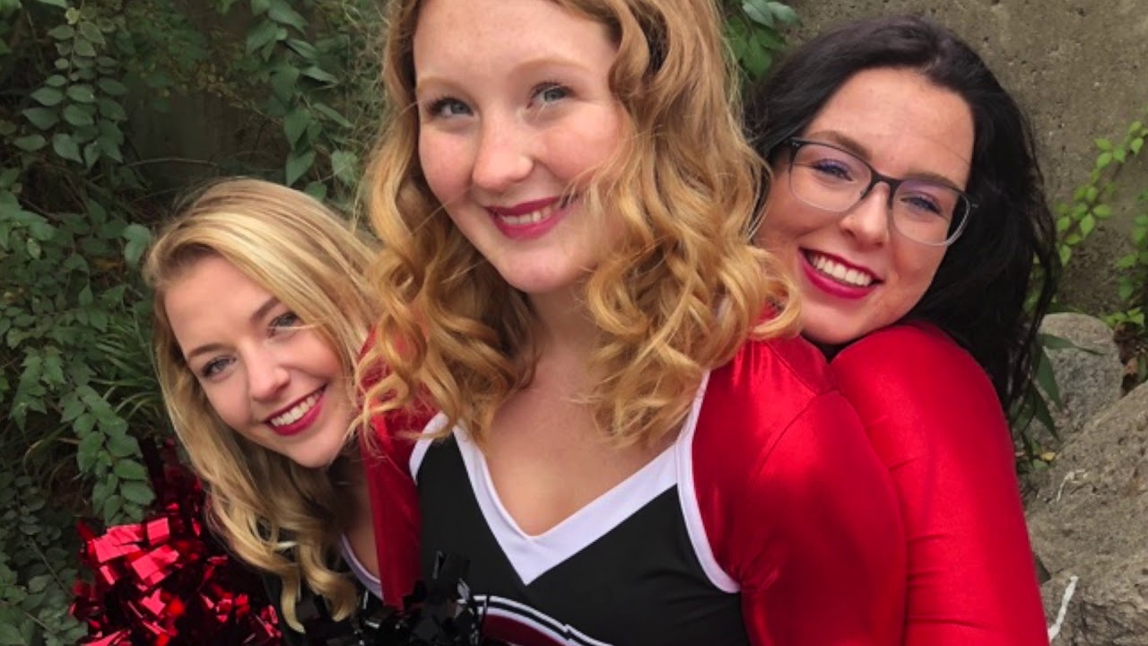 SCSU Hockey Cheer 2018 2019 - YouTube