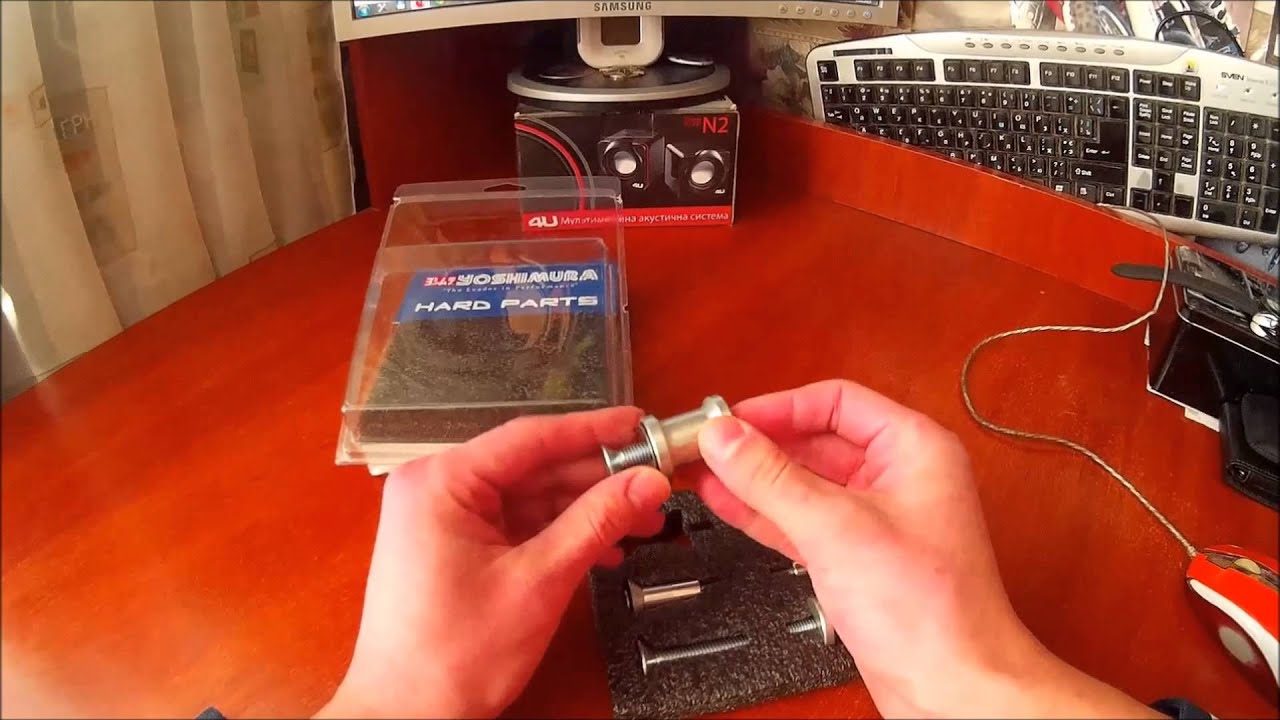 Unboxing - Yoshimura Swingarm spools - YouTube