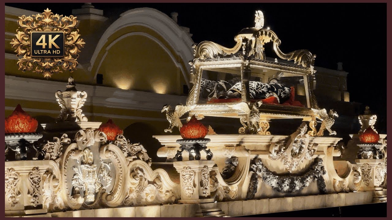 Cruz Pesada - 74 Aniversario de Velación y Procesión Jesús Sepultado de ...