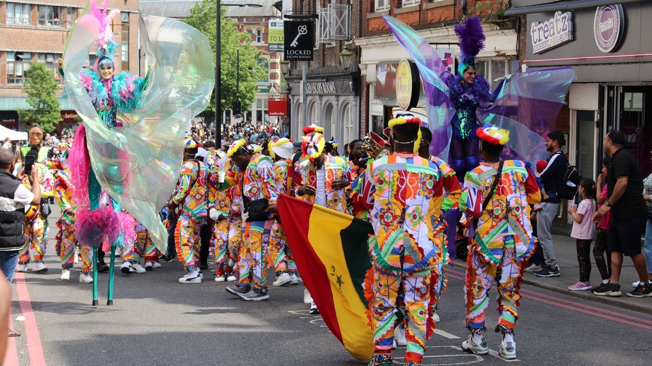 Luton Carnival 2023 (Full Parade) - YouTube