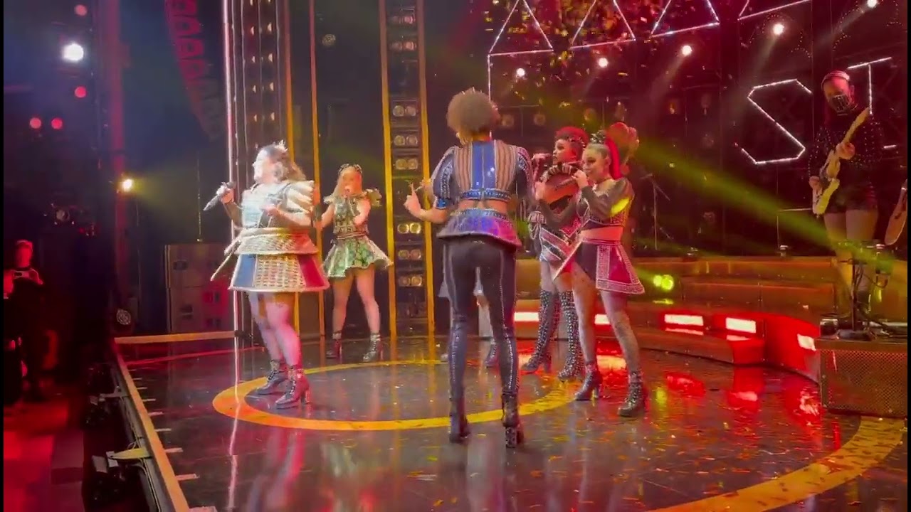 Six the Musical New UK Tour Cast Megasix | Guilford 10/03/2022 - YouTube