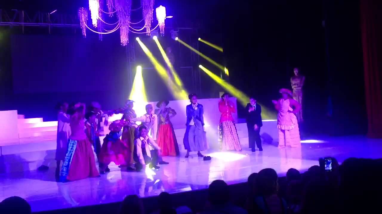 Mary Poppins/Singing in the Rain - YouTube