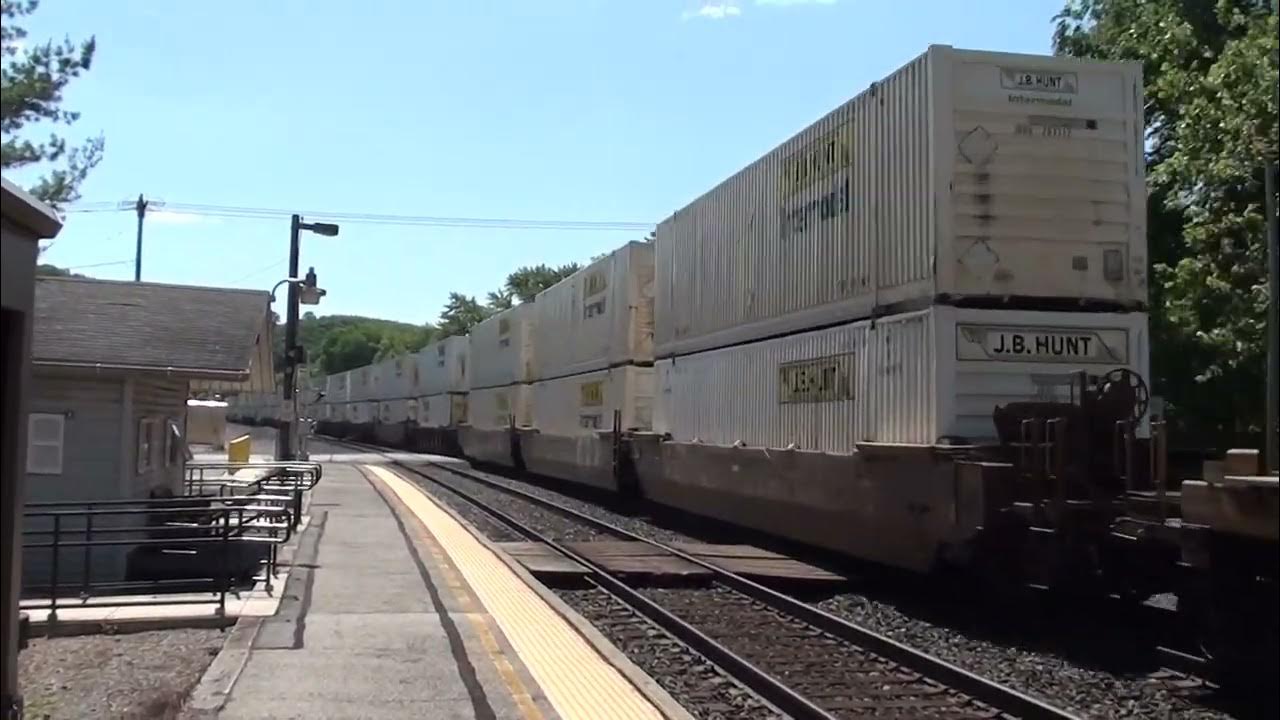 NS 8042 Leads NS 21G West through Huntingdon, PA 06/13/2020 - YouTube