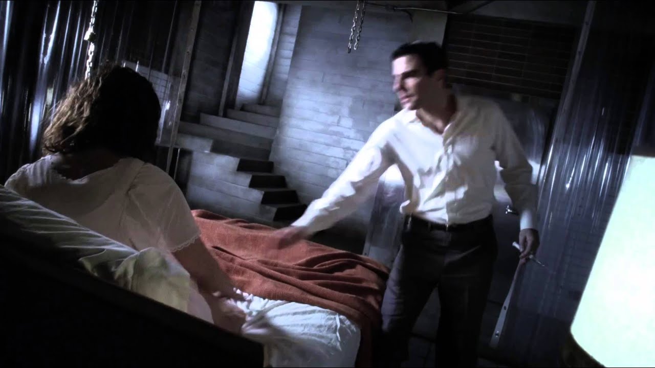 American Horror Story ankle grab serie scene - YouTube