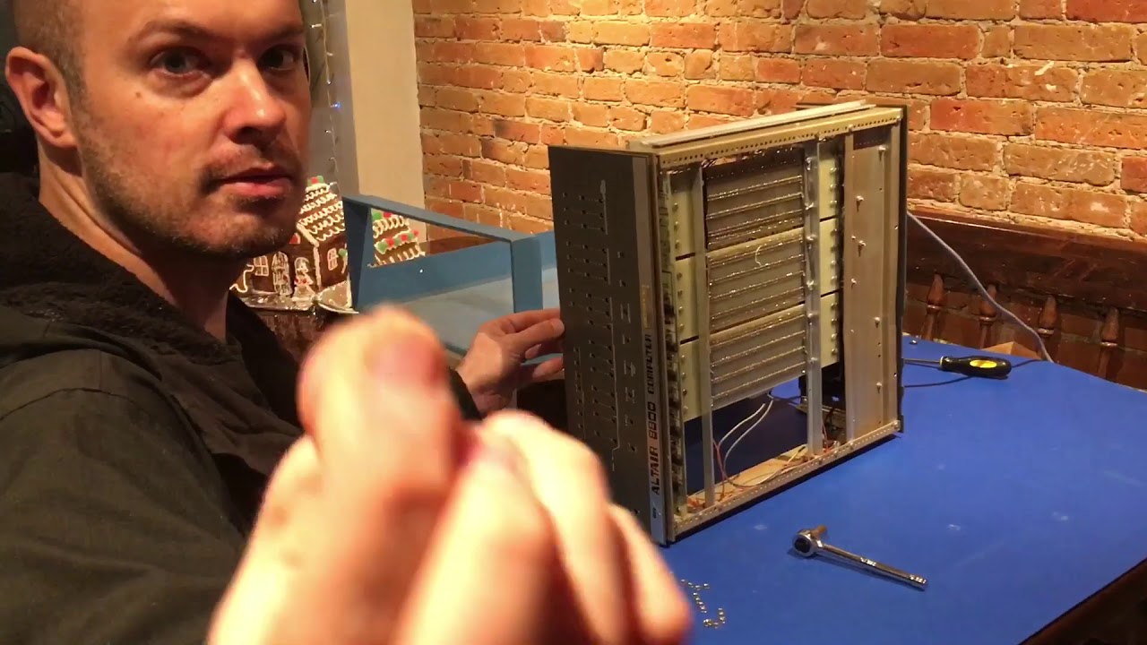 Altair 8800 (1976) Front Panel Removal and Repair - YouTube