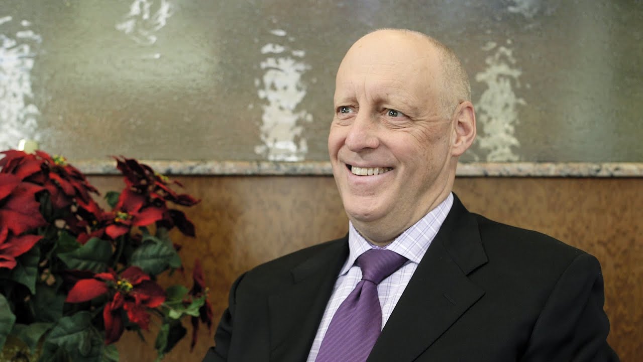 Doctor Ralph Reilly on smile makeovers - YouTube