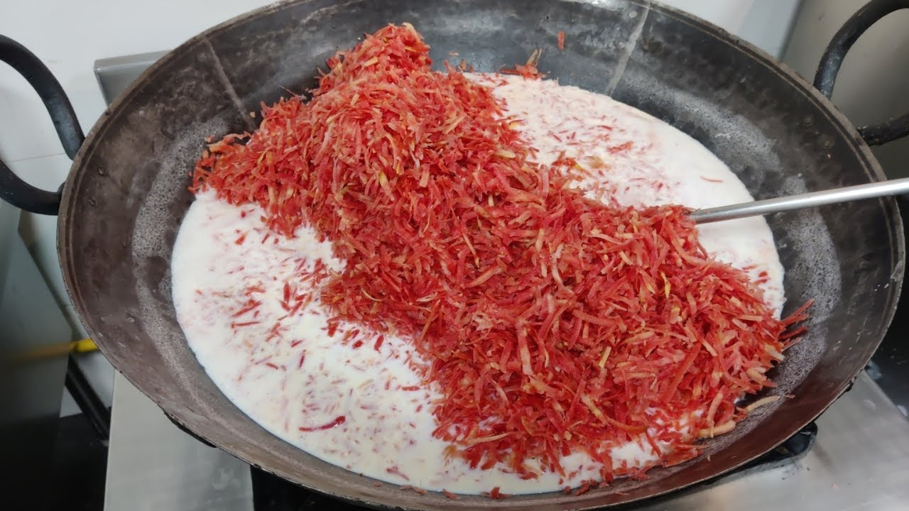 Halwai Style Gajrela Recipe | हलवाई स्टाइल गजरेला रेसिपी | Gajar Ka ...
