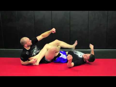 Triangle Killer : Triangle Choke Escapes And Counters - YouTube