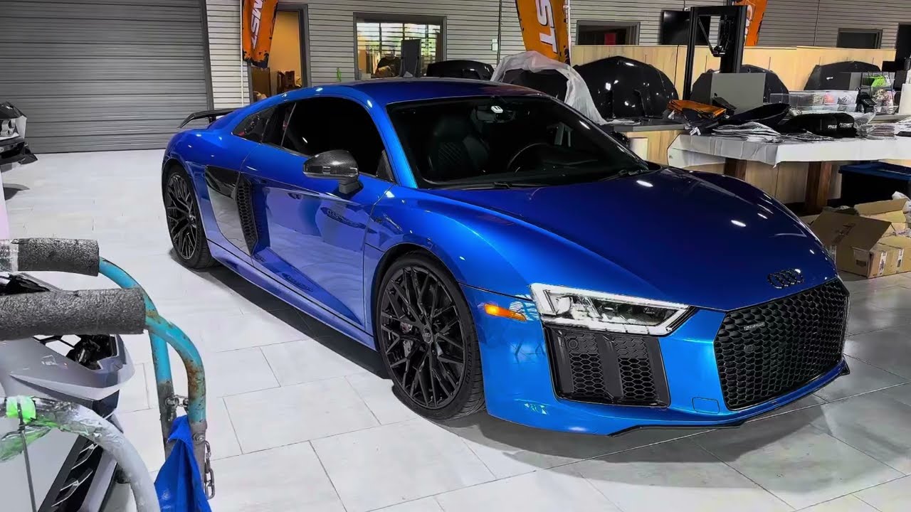 Audi R8 Door Panel Removal / Carbon Fiber Trim Install - YouTube