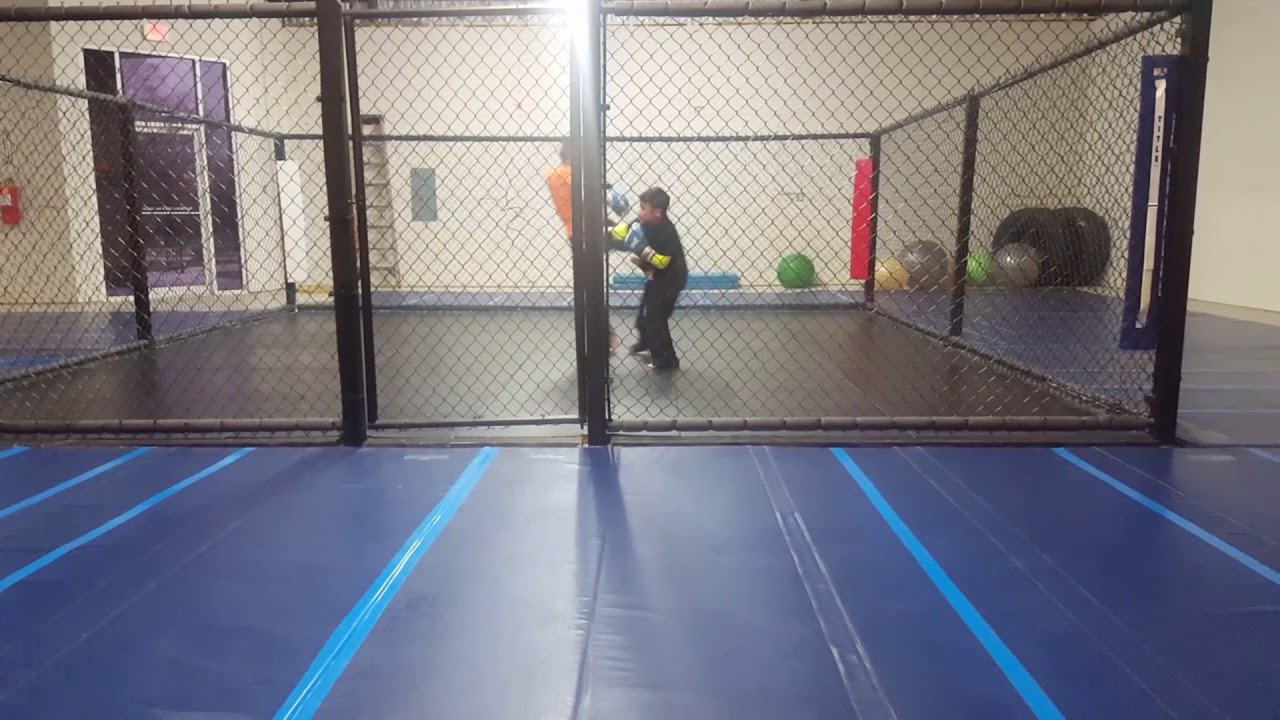 Alex Wearing Black Training @ Blue Tiger MMA - YouTube