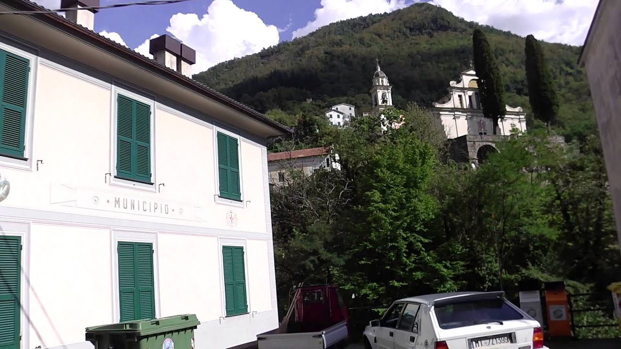 I Cereghino - Favale di Malvaro - Casa Cereghino, Municipio e Chiesa ...