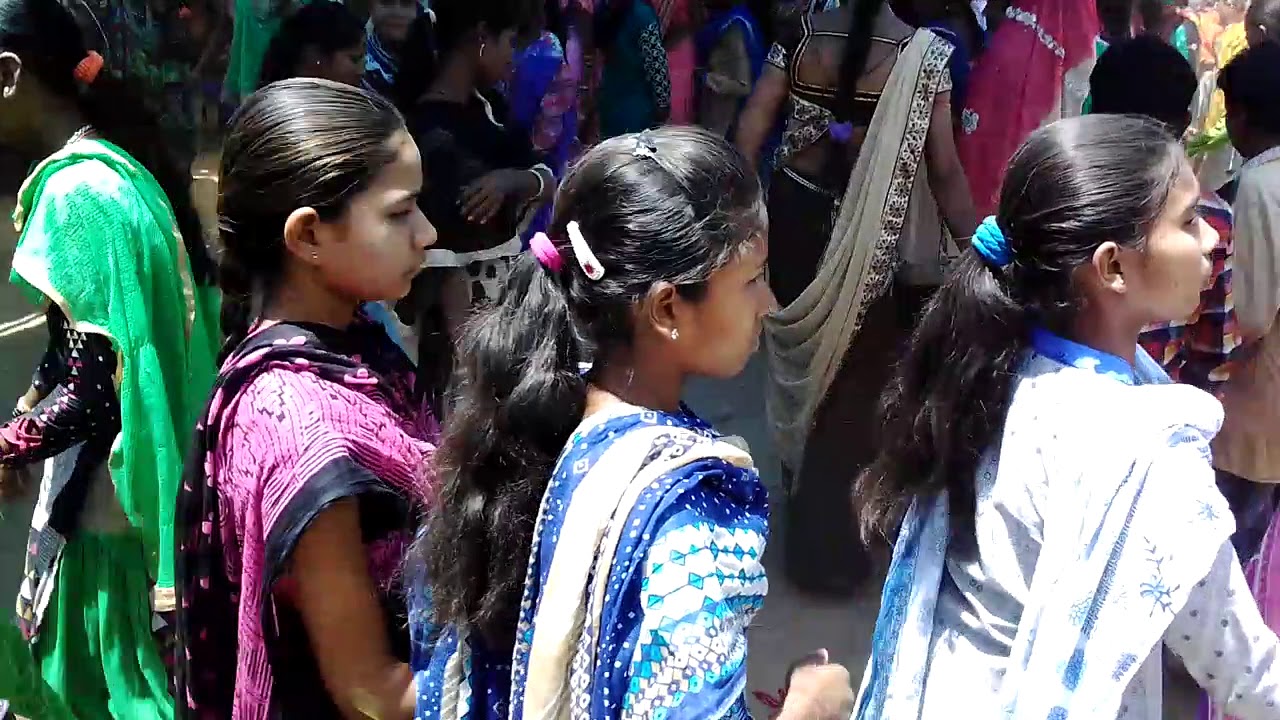 super timli Dance at godli - YouTube