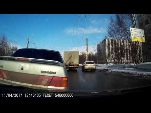 ДТП  с ВАЗ 2115.Я же включил поворотник