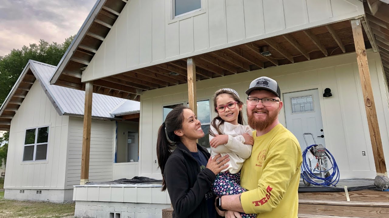 Building our House from Scratch : Completing Siding - YouTube