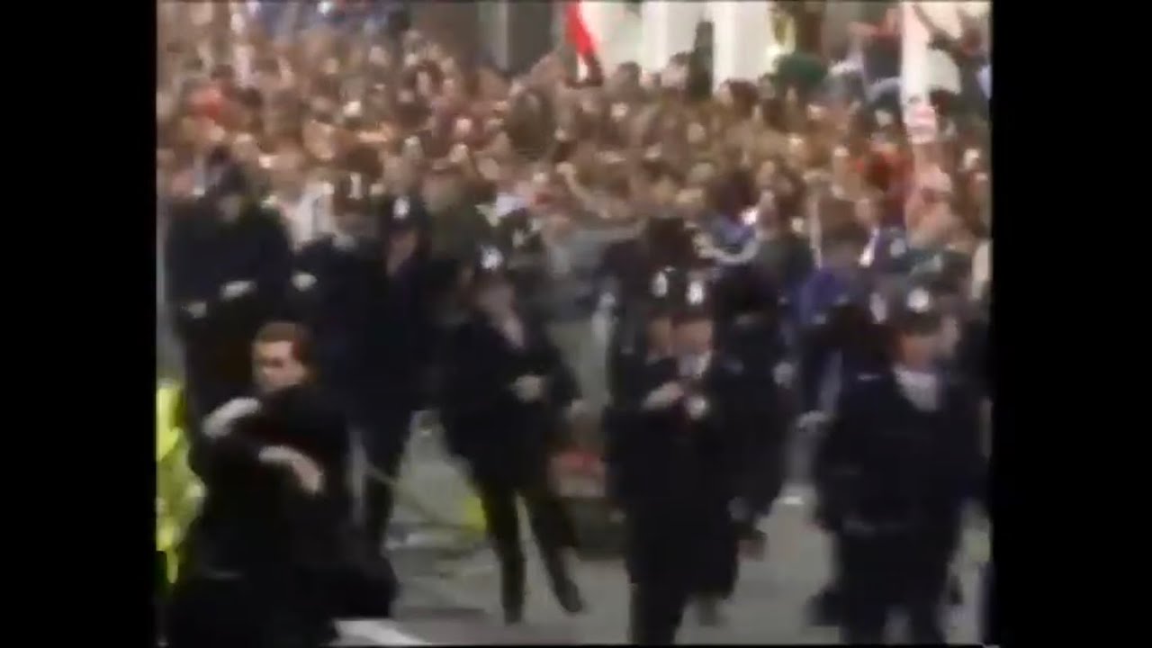 Poll Tax Riots Of 1990 - YouTube