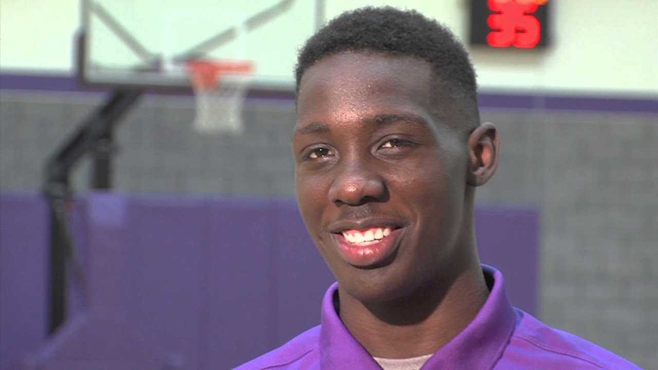 Eric Richey Talks With LSU Sophomore, Johnny O'Bryant - YouTube