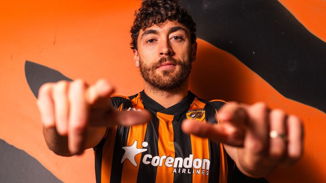 Welcome To Hull City Matt Crooks - YouTube