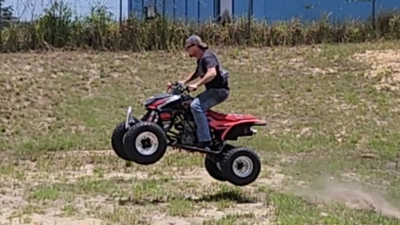 TRX450R @ Lucky Lep's Cycles - YouTube