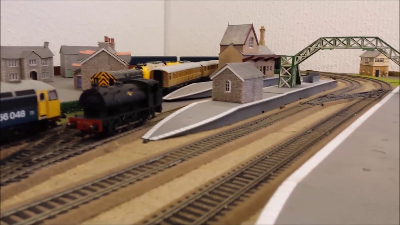 LIMA L204938 BR Class 37 Locomotive No 37308 BR Blue Small Logo L - YouTube