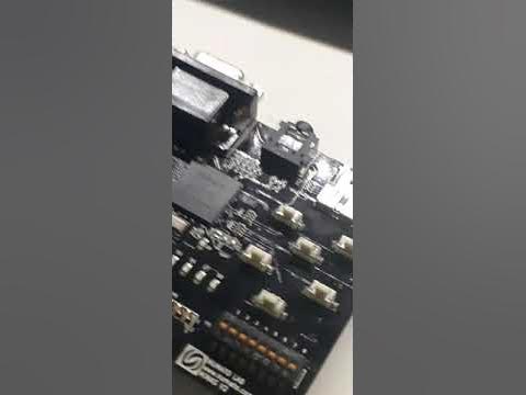 Encendido de led con FPGA Practica 1 (verilog) - YouTube