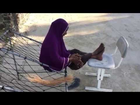 Bombi Faakurin, Bombi Thelhun and Roanu Veshun - YouTube