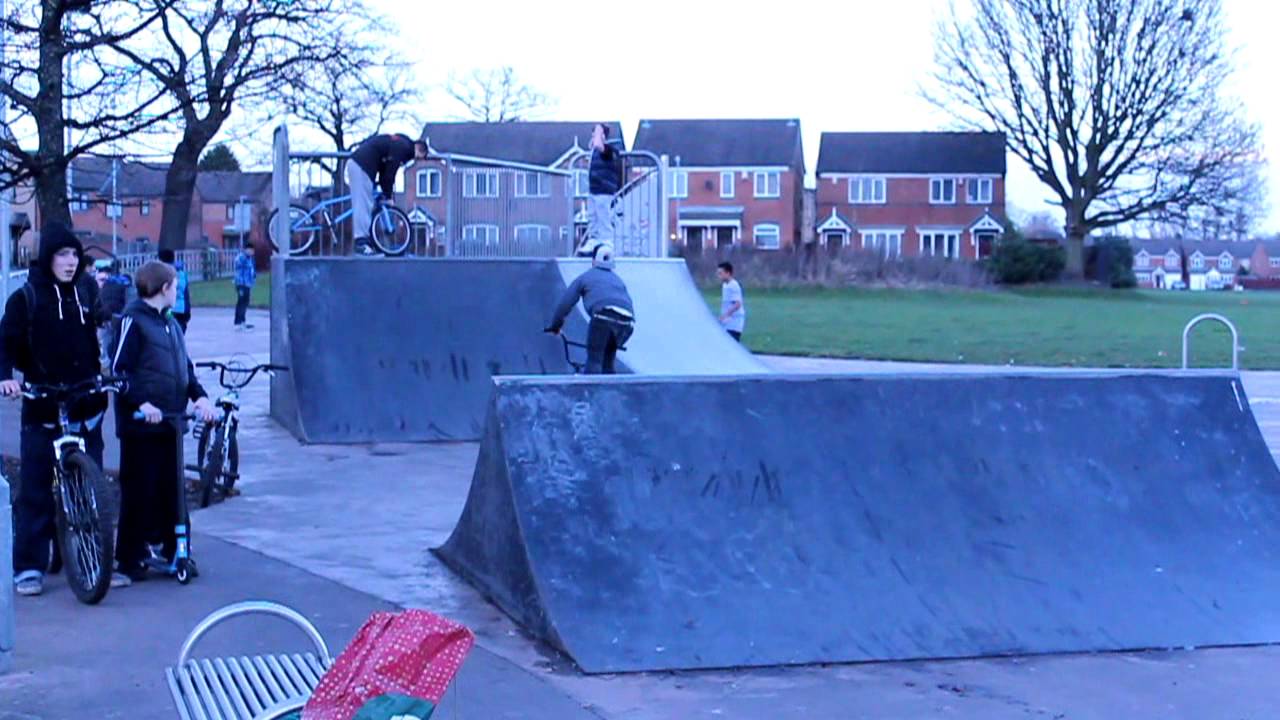 Tom Causer BMX Edit - YouTube