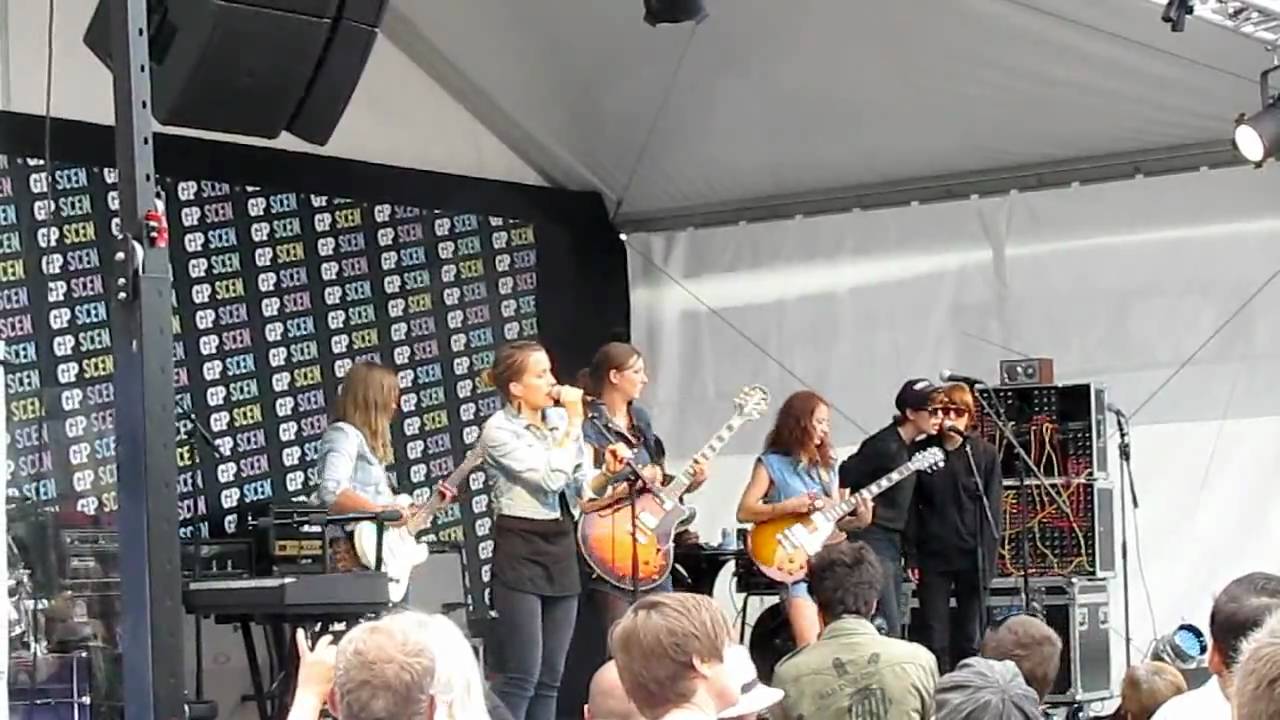 Five Finger Foreheads - My Way (live at GP Scen final) - YouTube